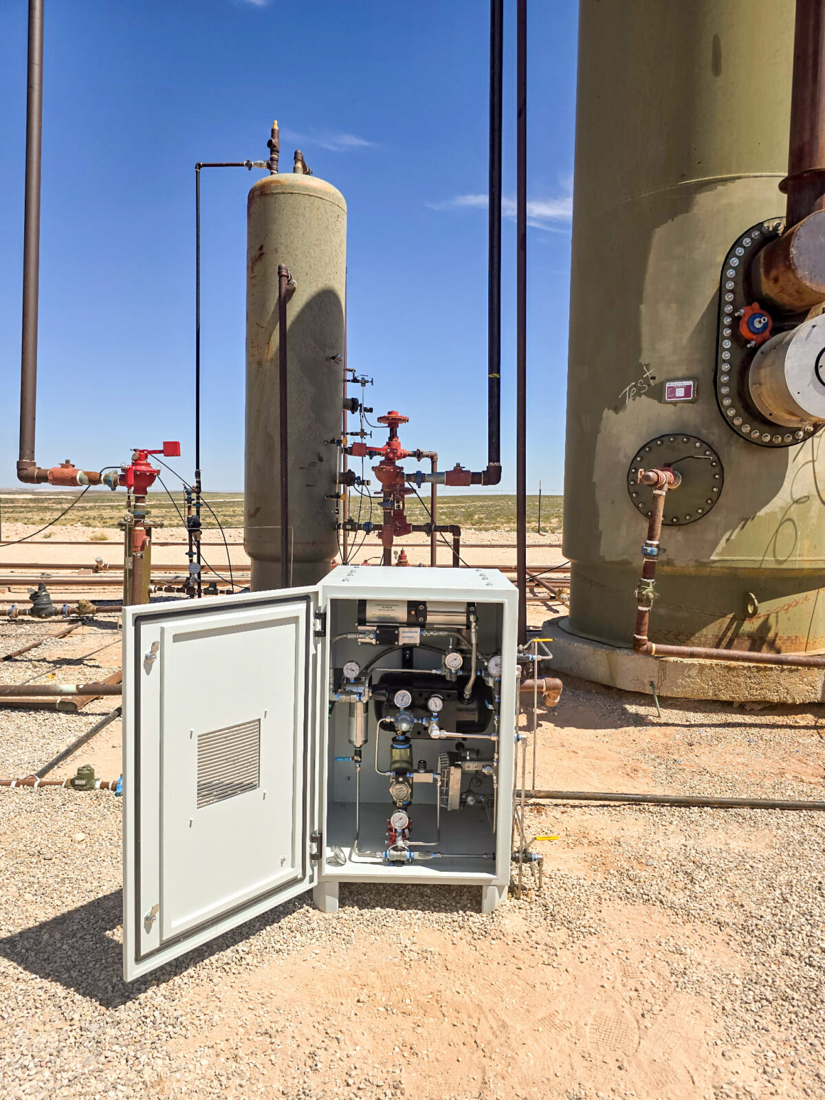 AirHawk Compressed Air System - Pneumatic Controller Air Supply Solution